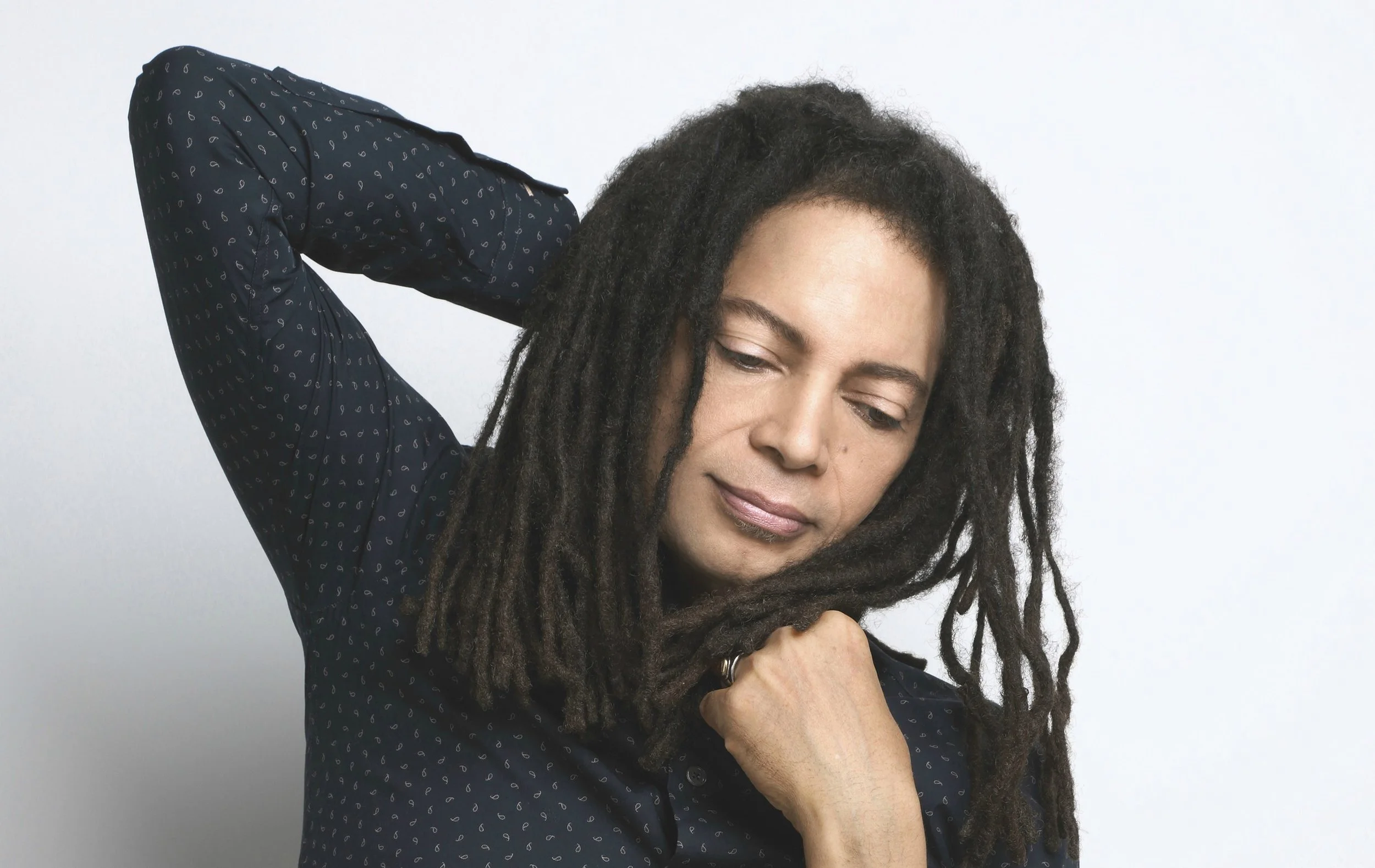 ALBUM REVIEW: Sananda Maitreya Radiates on Ambitious ‘PROMETHEUS & PANDORA’