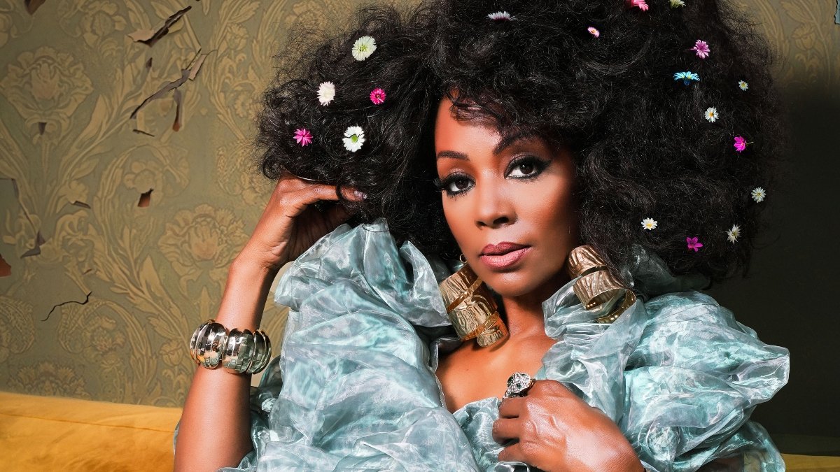 Musical Masterclass: A Conversation with Sy Smith | Interview