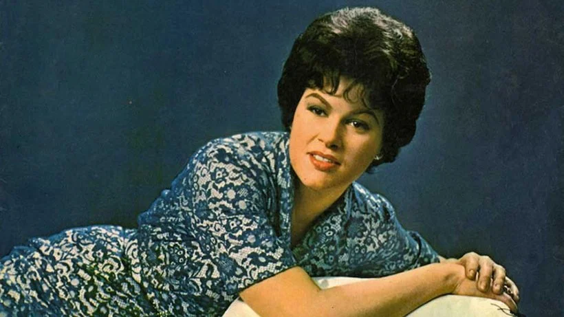 Remembering Patsy Cline Today on the 63rd Anniversary of Her Passing ...