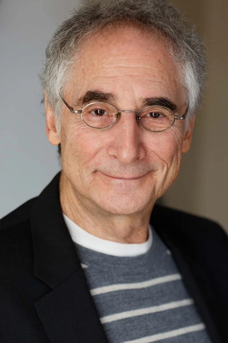 Stephen Singer