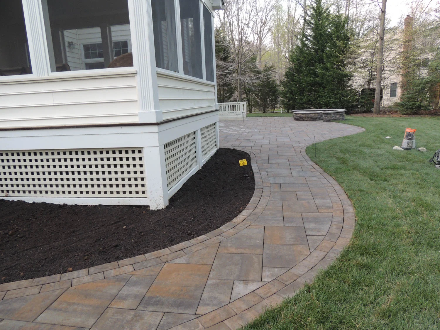 Completed Paver Patio Pictures | 🦀 Maryland Decking | Decks, Patios ...