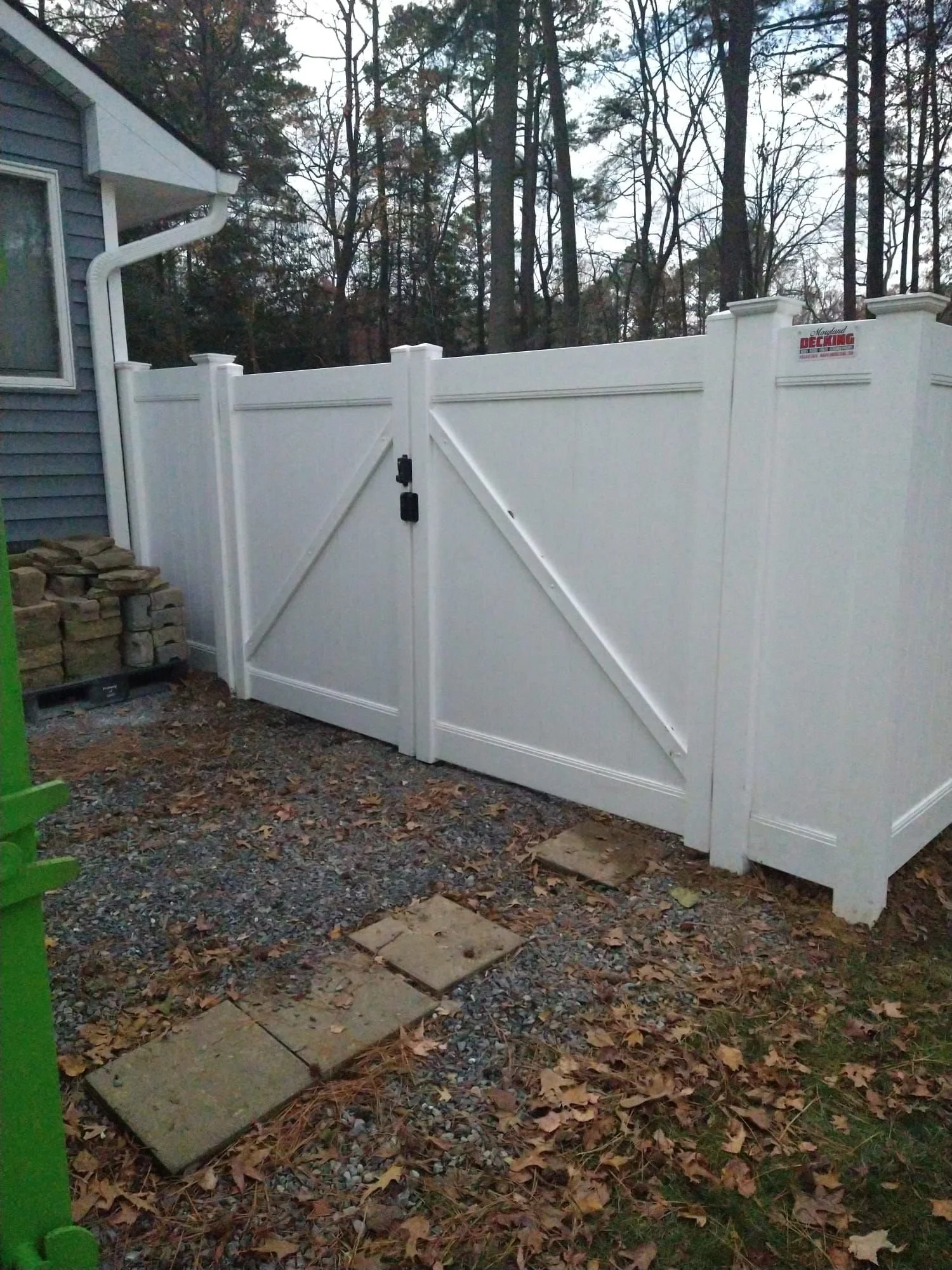 🦀 Completed Fence Pictures - Maryland Decking - Decks, Patios, and Fencing