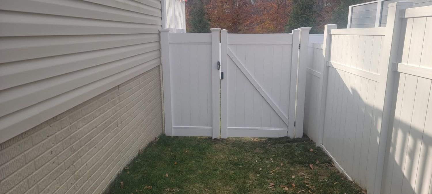 🦀 Completed Fence Pictures - Maryland Decking - Decks, Patios, and Fencing