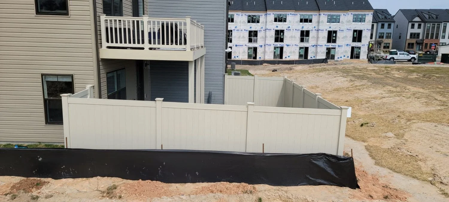 🦀 Completed Fence Pictures - Maryland Decking - Decks, Patios, and Fencing