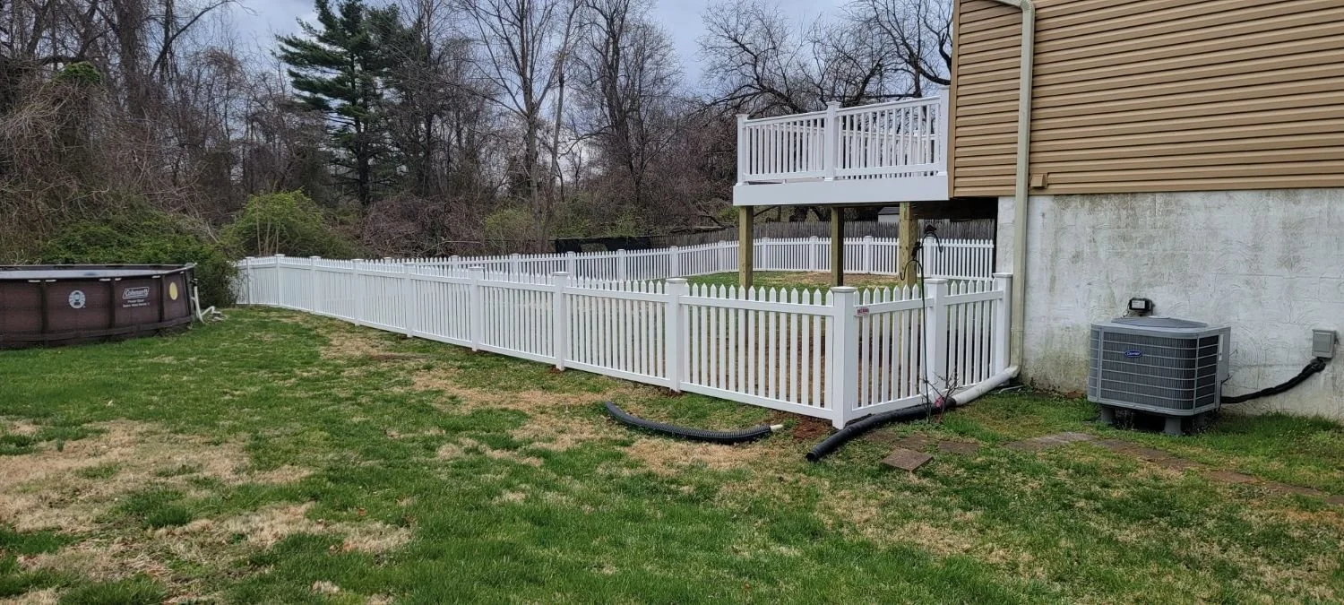 🦀 Completed Fence Pictures - Maryland Decking - Decks, Patios, and Fencing