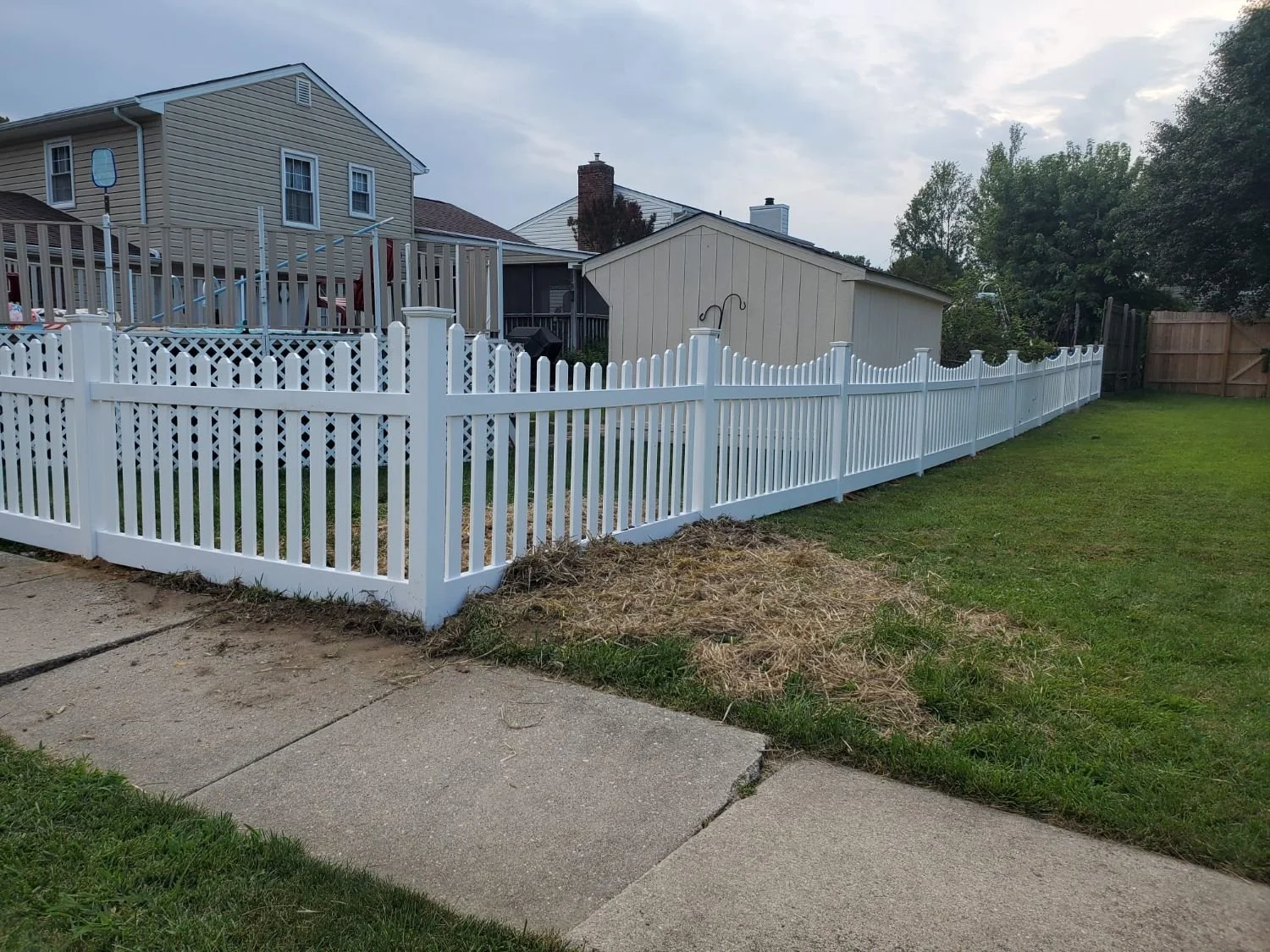 🦀 Completed Fence Pictures - Maryland Decking - Decks, Patios, and Fencing
