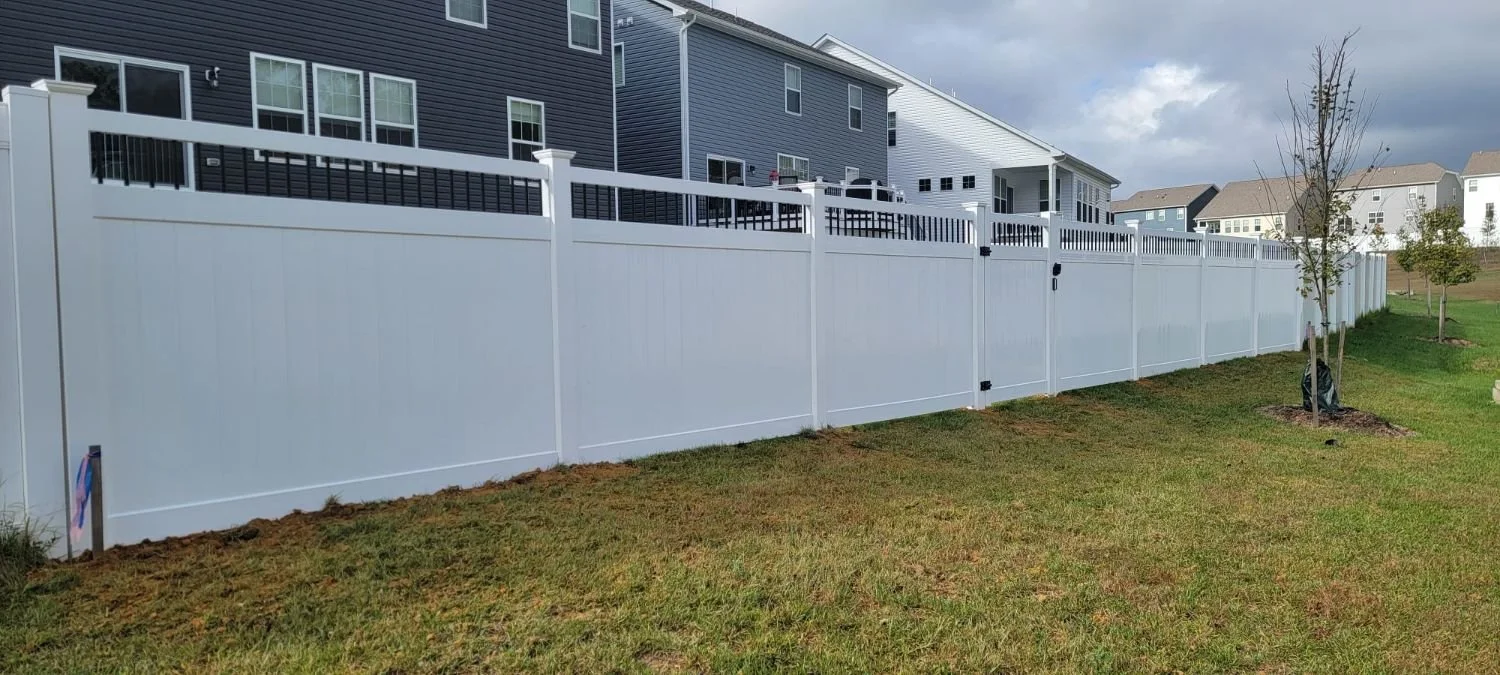 🦀 Custom Fence Pictures - Maryland Decking - Decks, Patios, and Fencing