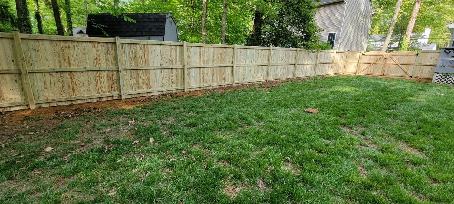 🦀 Wood Fence Pictures - Maryland Decking - Decks, Patios, and Fencing
