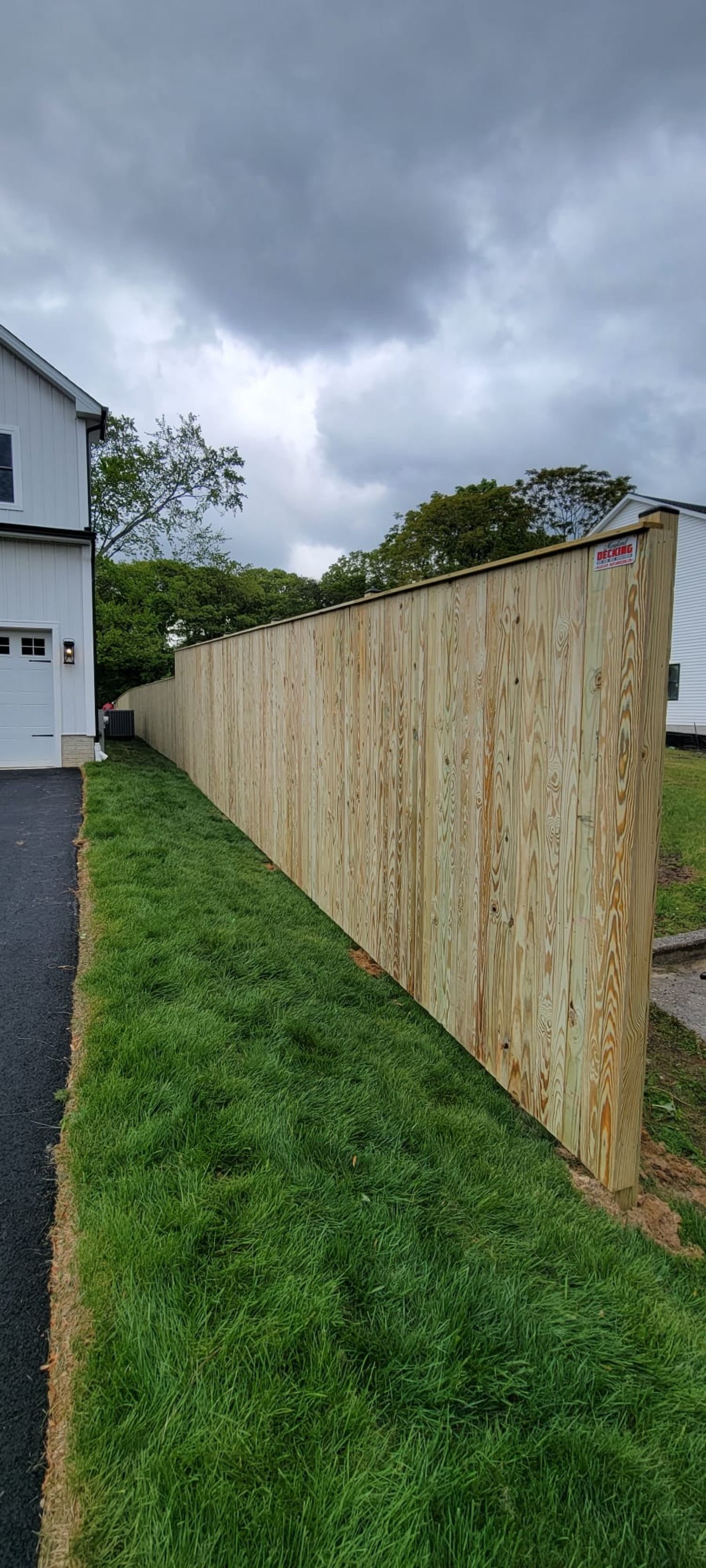 Wood Fence Pictures | 🦀 Maryland Decking | Decks, Patios, and Fencing