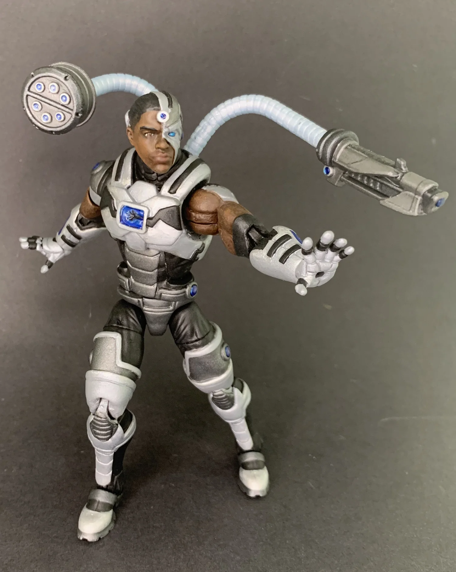 Cyborg (DC Comics/Marvel Legends style) — customs by matchu
