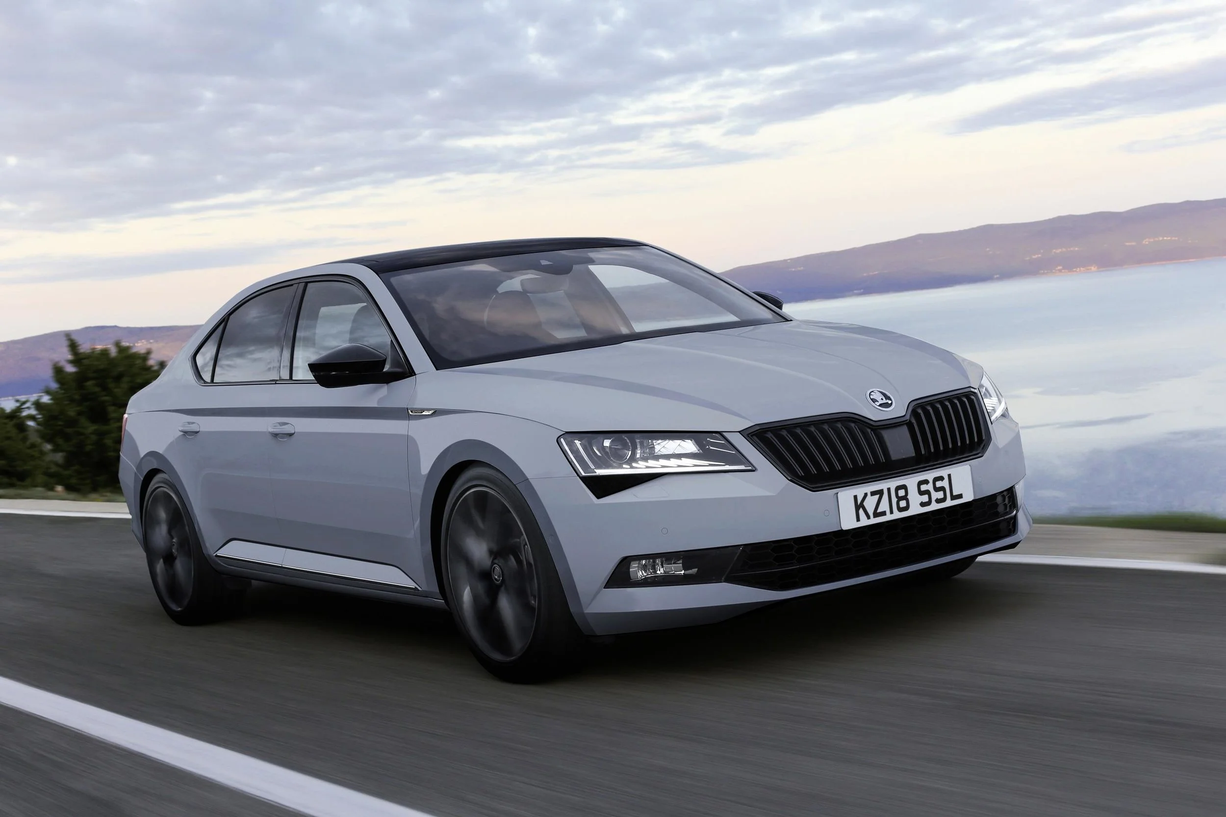 New ŠKODA SPORTLINE+ offers even more desirability for updated Superb range