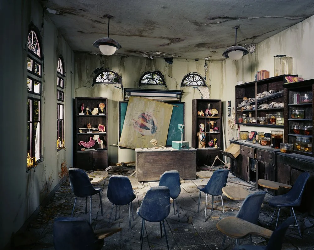 What Is Diorama Sculpture? Meaning, History & Art Form