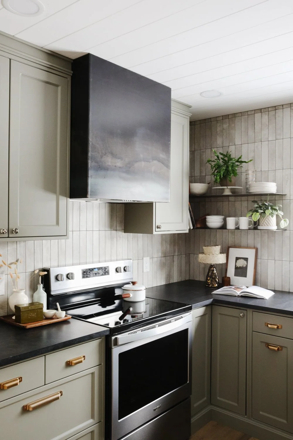 PROJECT REVEAL // Mid Century Farmhouse - Our Kitchen reveal — Farmer's ...