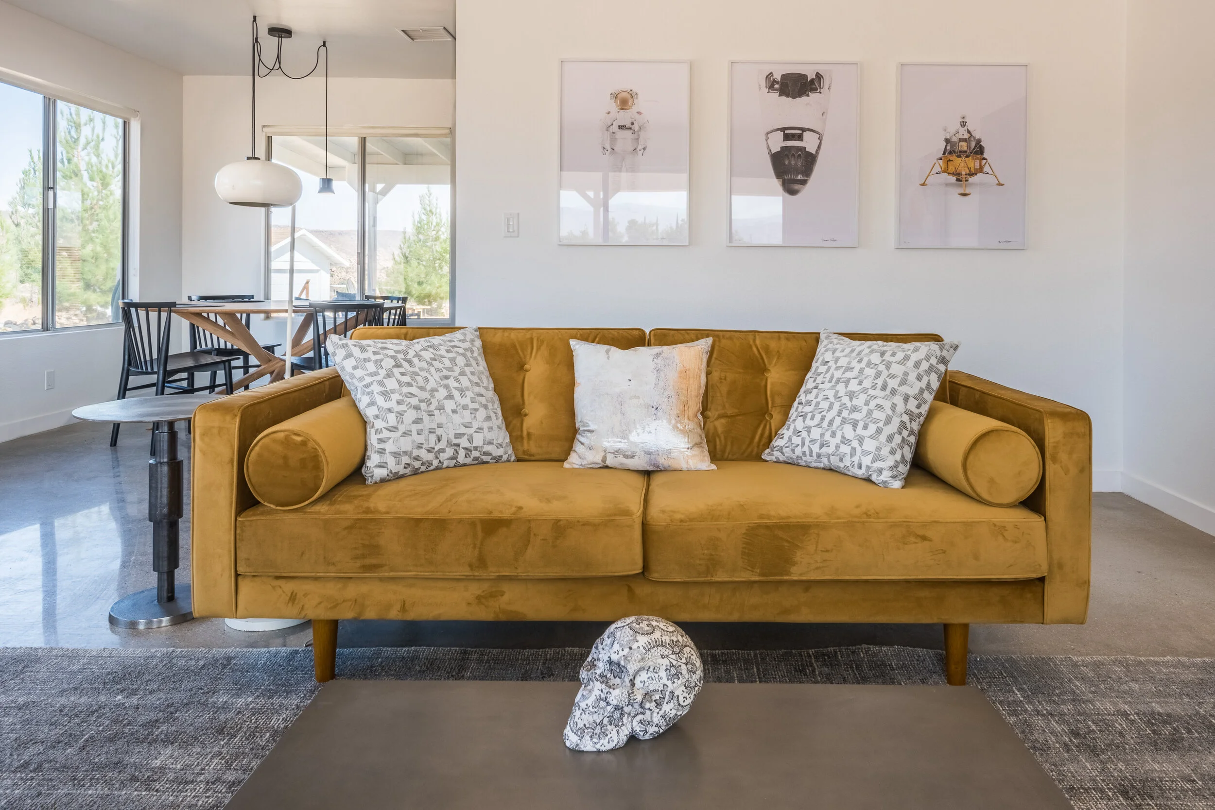 SAWTOOTH HOUSE — HMH