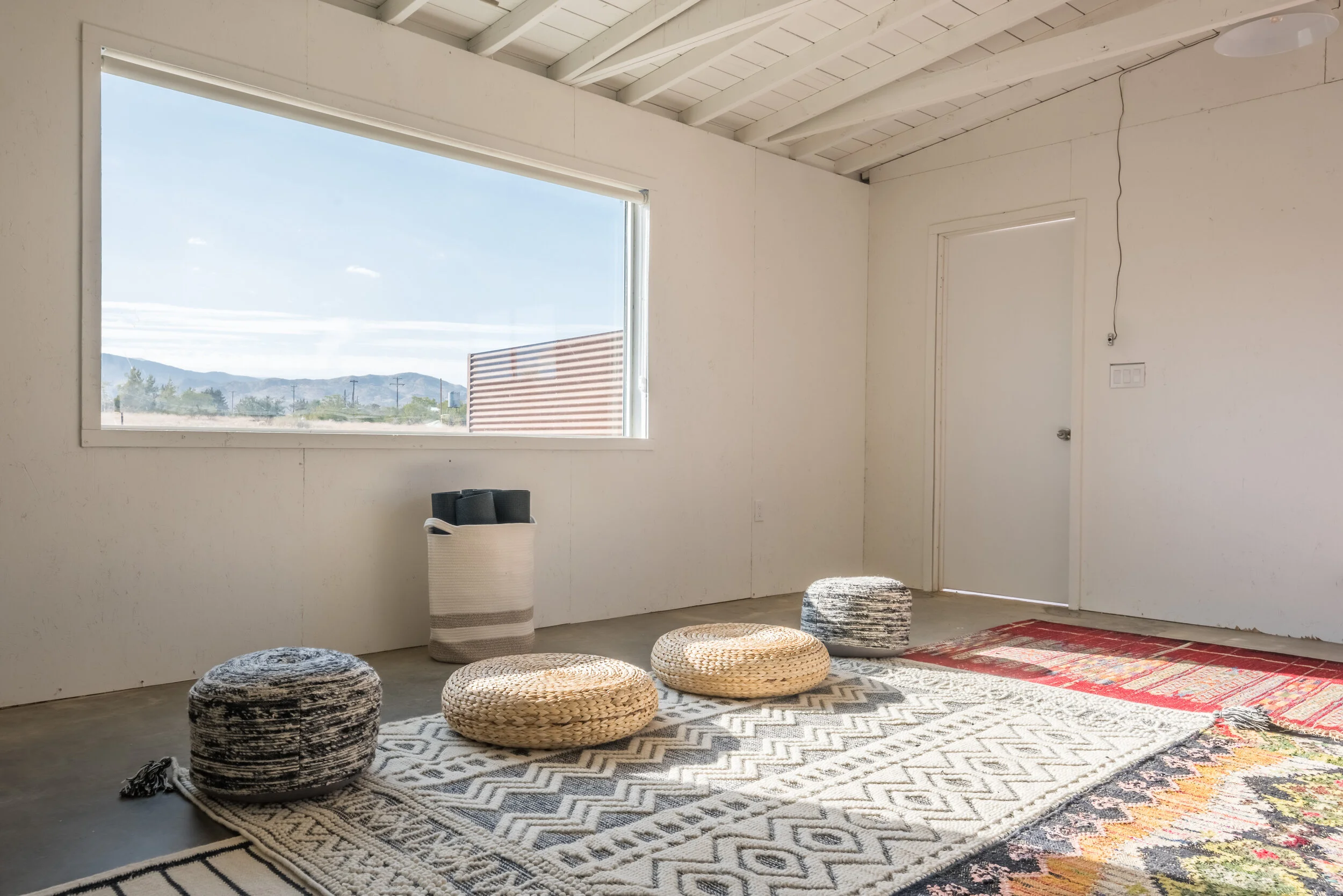 SAWTOOTH HOUSE — HMH