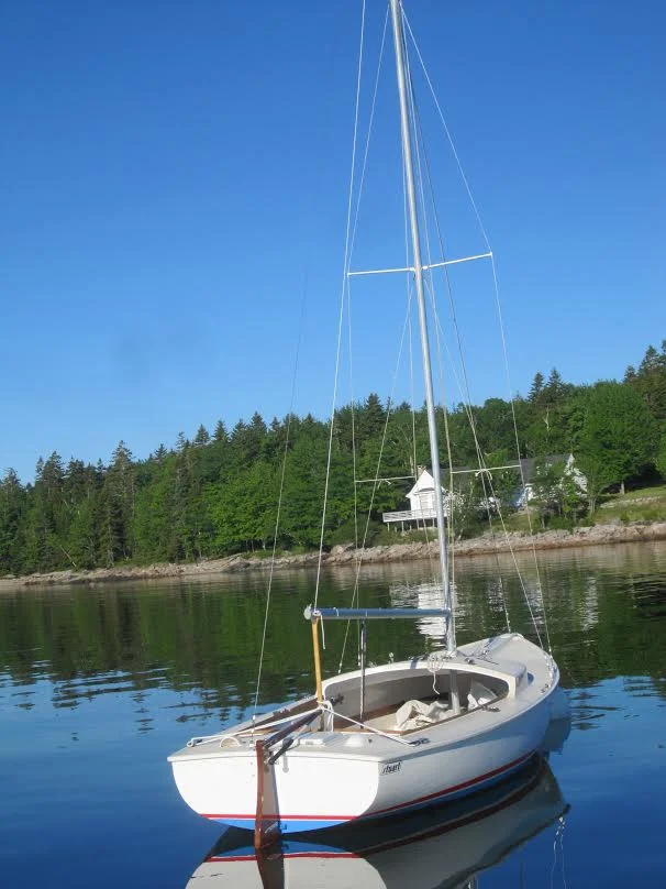 New Rhodes 19 Keel Store — Stuart Marine Corp.