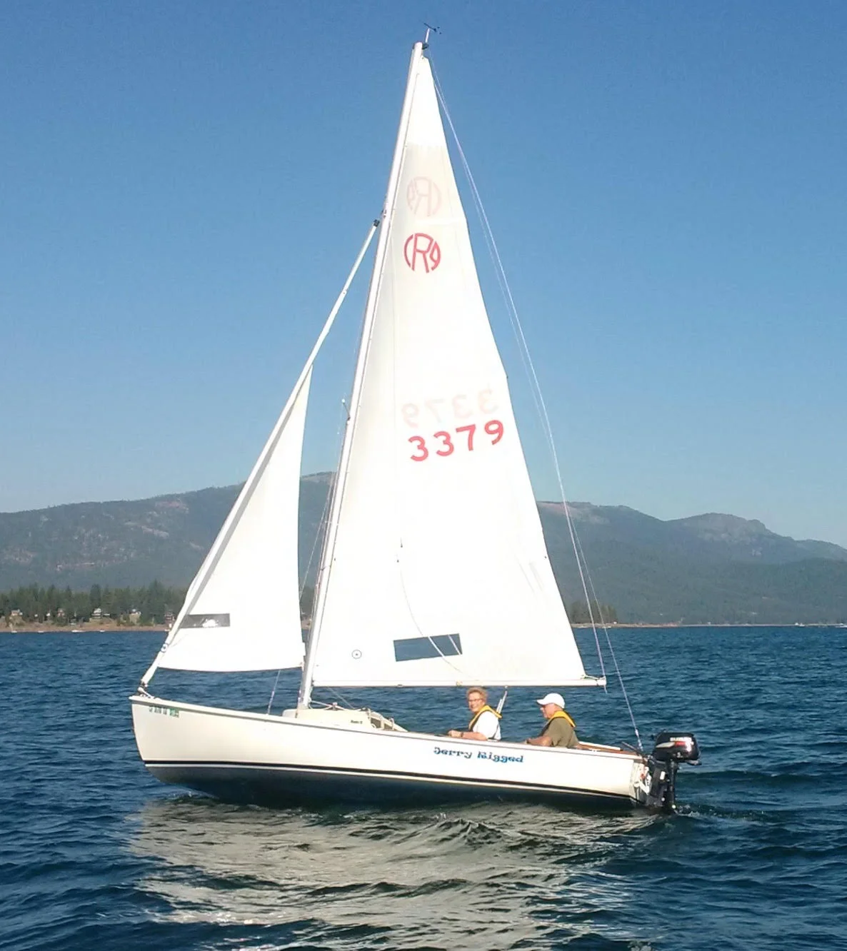 2004 Rhodes 19 Centerboard Sailboat Located in CA — Stuart Marine Corp.