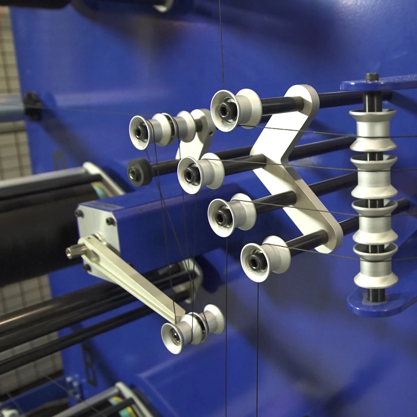 Cord Tensioning Equipment — TANIQ