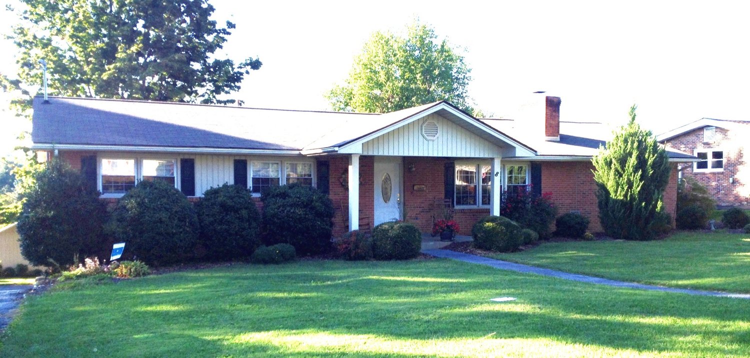 Bungalow 8 — Debra Paessler Designs