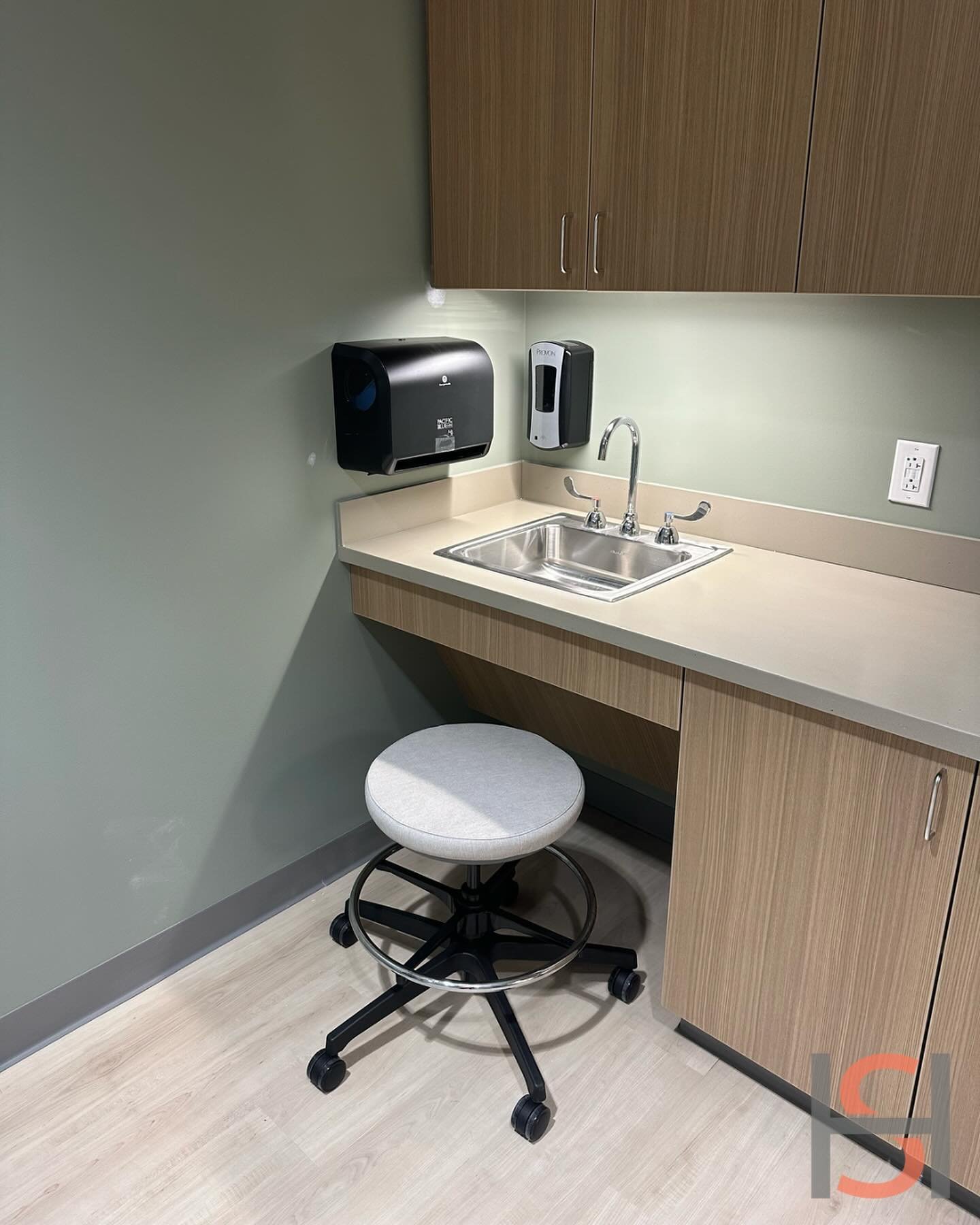 Hanover Specialties LLC