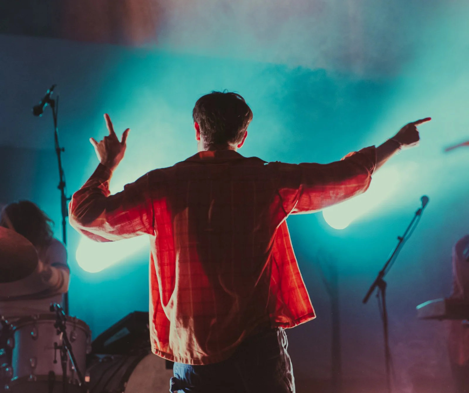 Hippo Campus with Gus Dapperton — CONCERT UPDATER