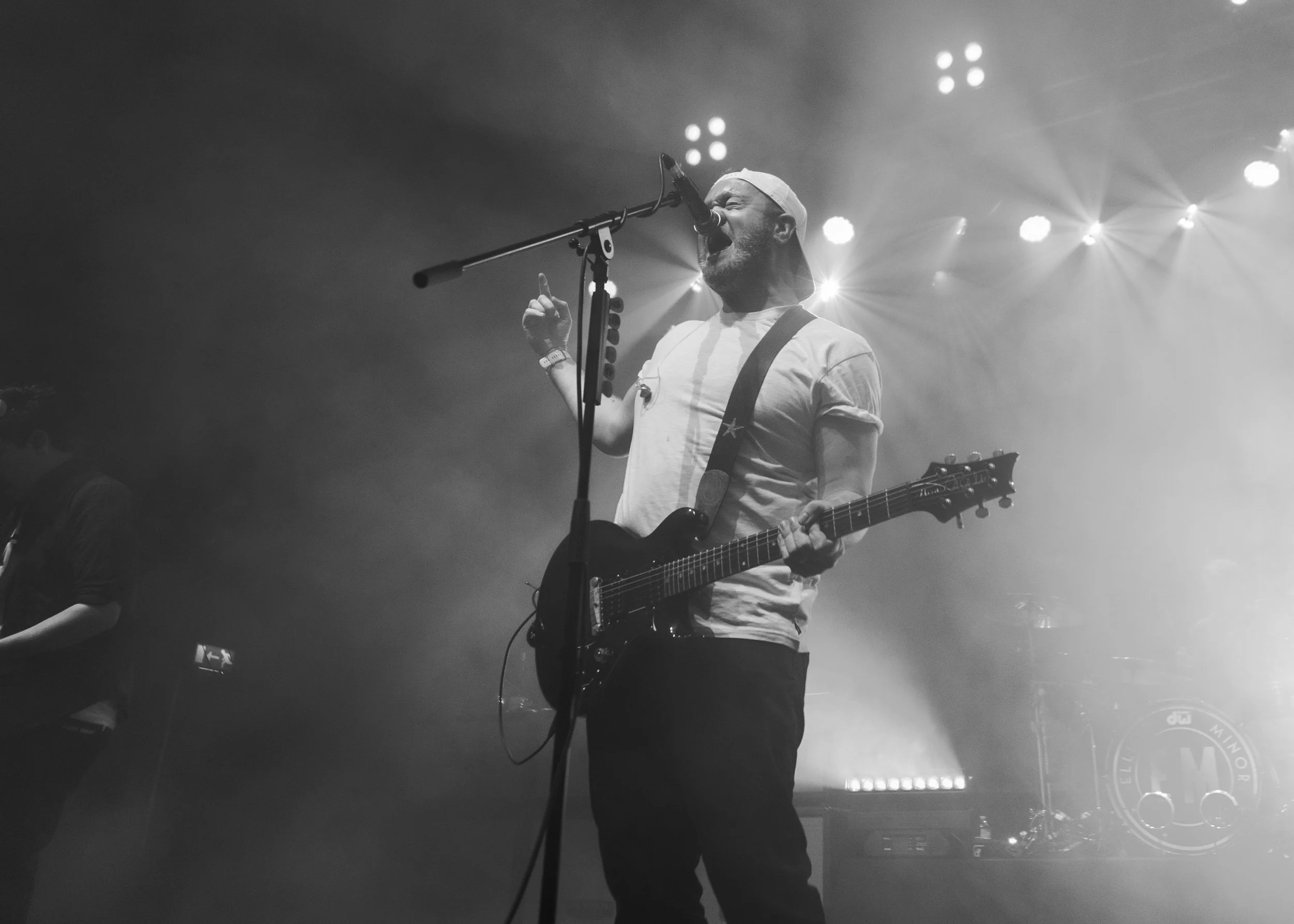 Elliot Minor — CONCERT UPDATER