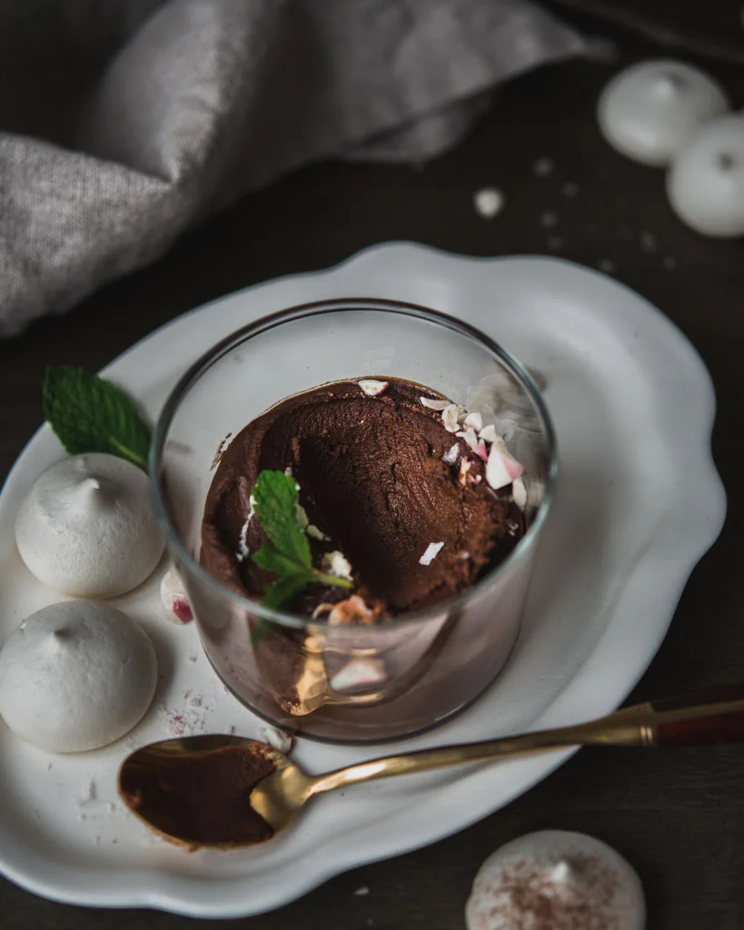 Peppermint Chocolate Mousse with Meringue Kisses — saltnpepperhere