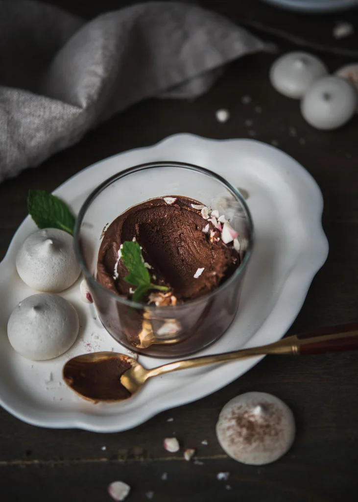 Peppermint Chocolate Mousse with Meringue Kisses — saltnpepperhere