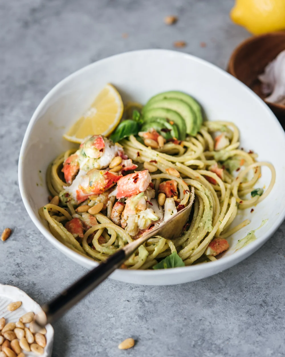 Creamy Avocado Pesto Pasta with King Crab (or Shrimp) { dairy-free ...