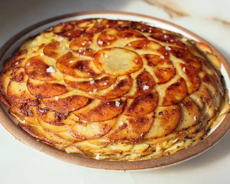 Pommes Anna with Garlic Herb Butter — saltnpepperhere