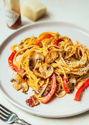 Spaghetti Napolitan (Japanese Ketchup Pasta) — saltnpepperhere