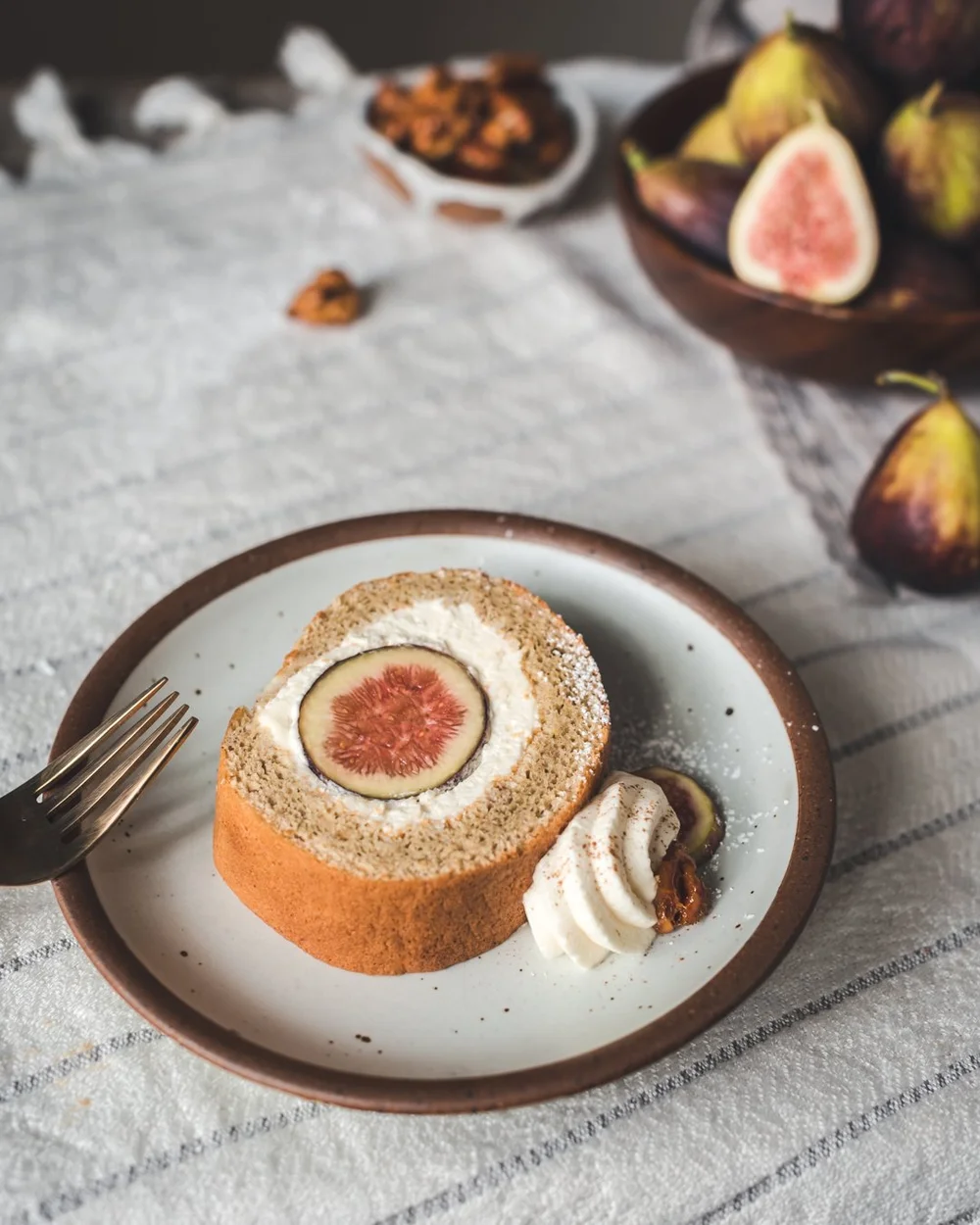 Fig and Cinnamon Roll Cake — saltnpepperhere