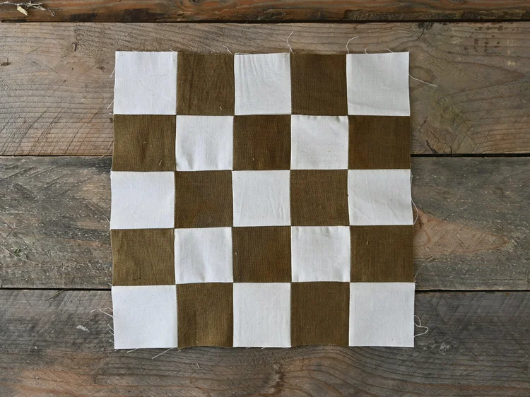 Patchwork Squares 25 patch quilt block tutorial. This is BLOCK 18 of ...