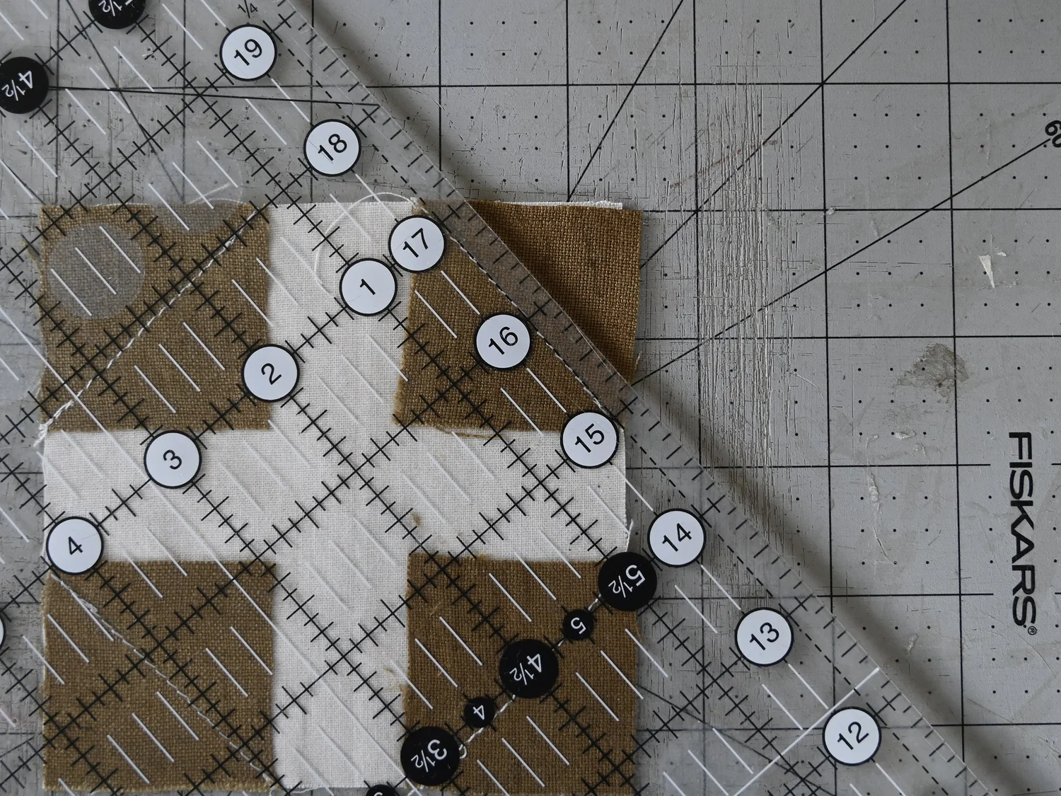 Snowballs quilt block tutorial — Farm & Folk