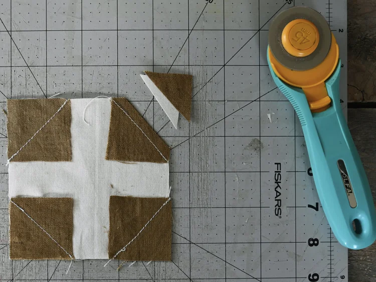 Snowballs quilt block tutorial — Farm & Folk