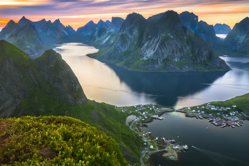 Guide to Norway's Most Photogenic Fjords, Mountains, Lakes, and Beaches ...