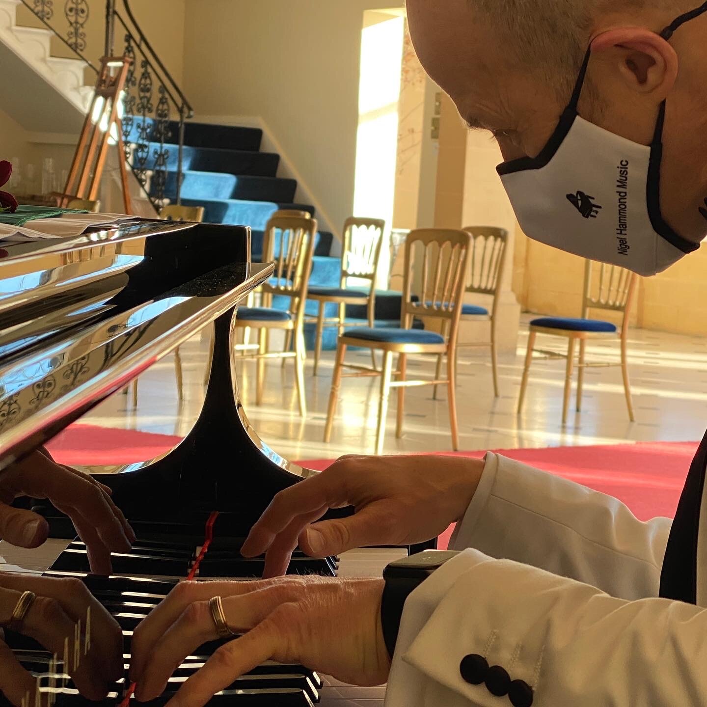 Nigel Hammond Music