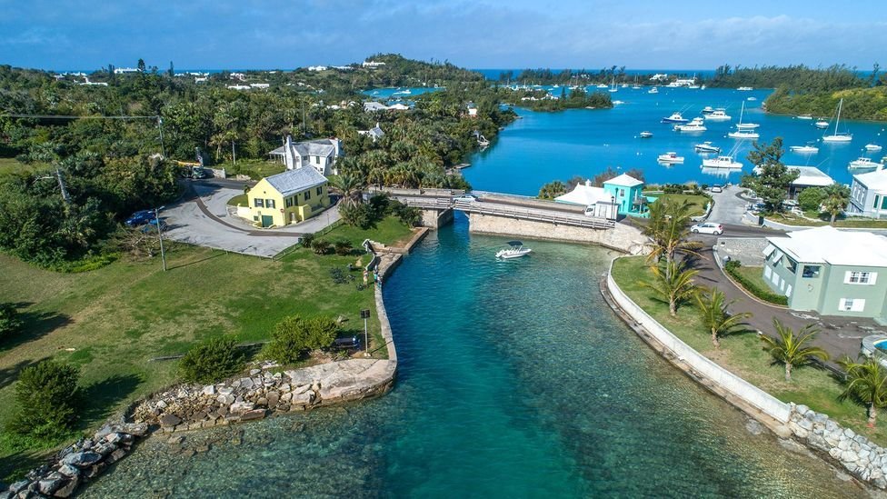 Dive Bermuda at Grotto Bay | Bermuda's Premier Dive Center