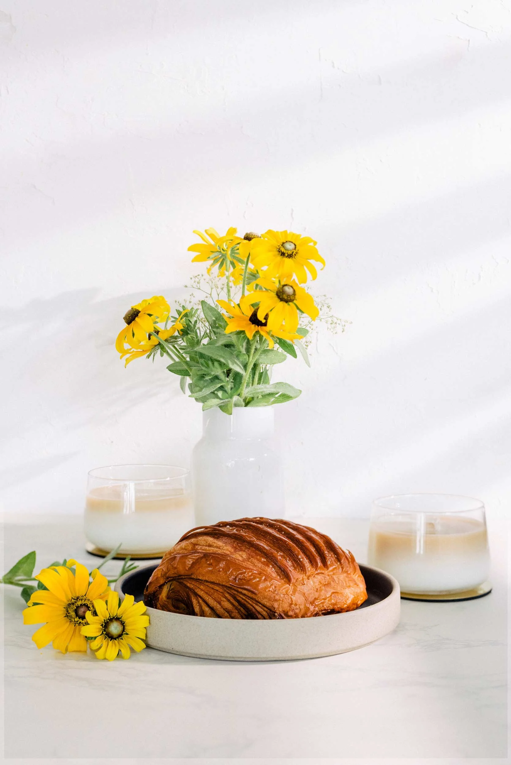 Janet Kwan - Interior & Lifestyle Photographer - Artificial lights ...