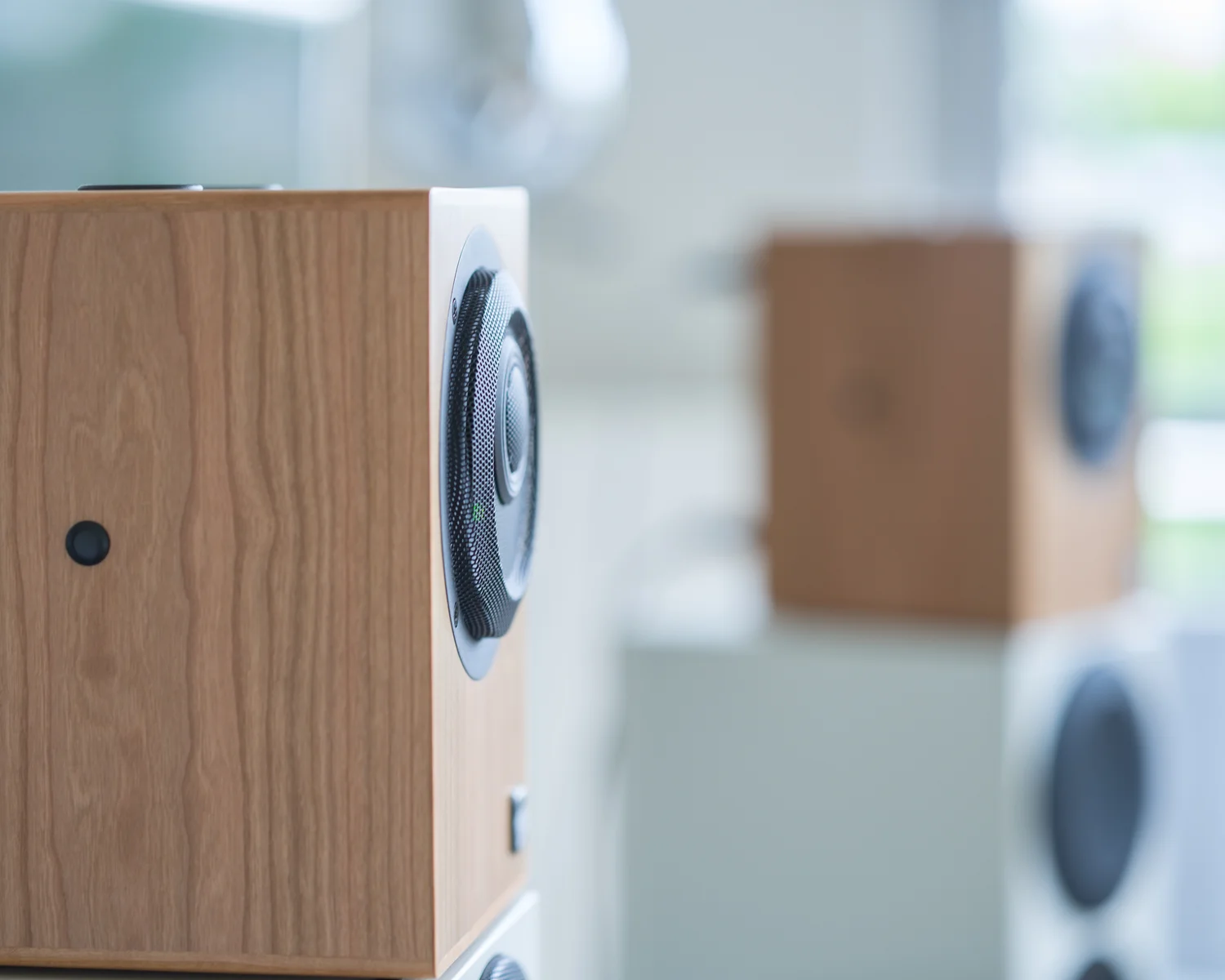 musikelectronic geithain RL906 - Powered monitors for the masses ...