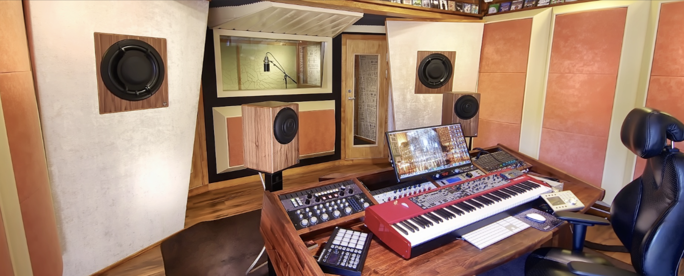 Brawny, Unique & Stunning. ME Geithain 901K and associates. ACTIVE ...