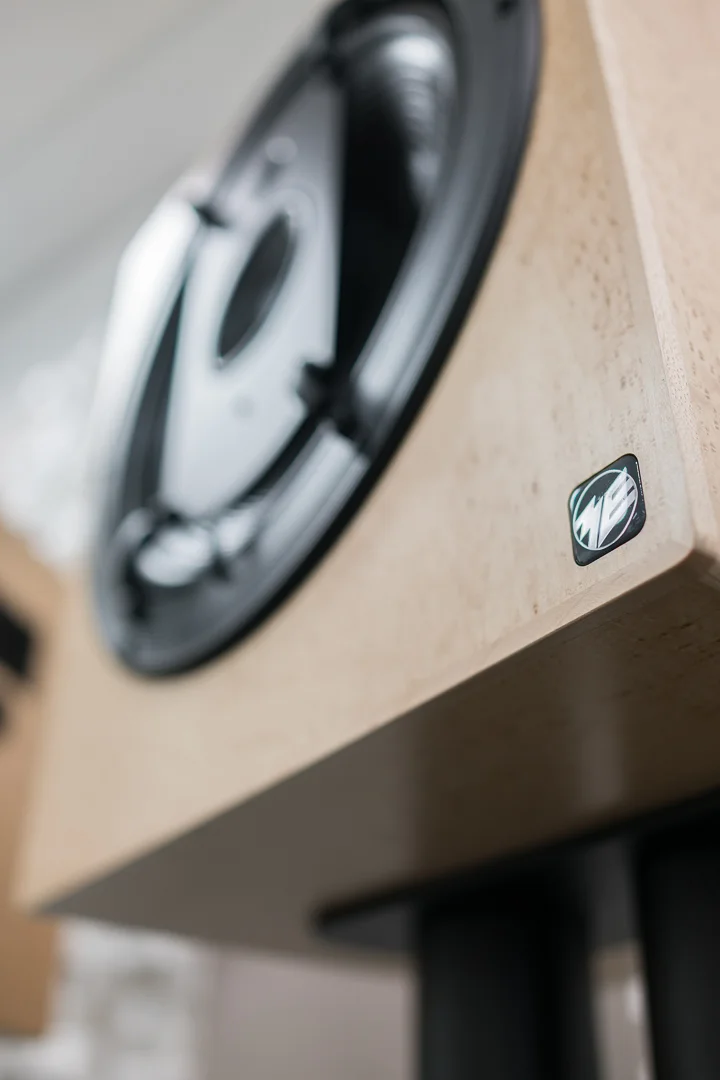 Brawny, Unique & Stunning. ME Geithain 901K and associates. ACTIVE ...