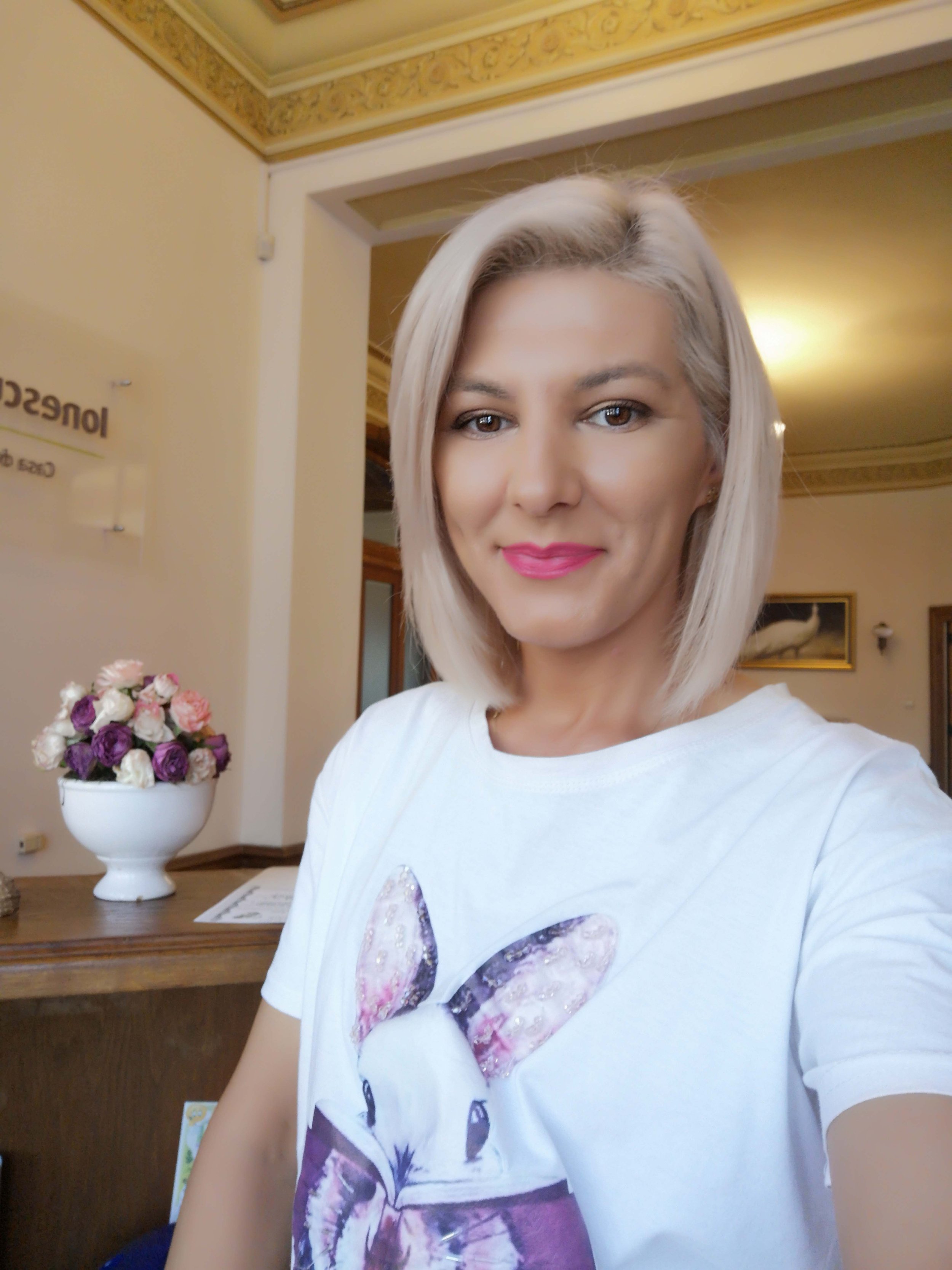 Roxana O.: ”Elena mi-a spus ca are un aparat nou, iar eu am vrut sa-l ...