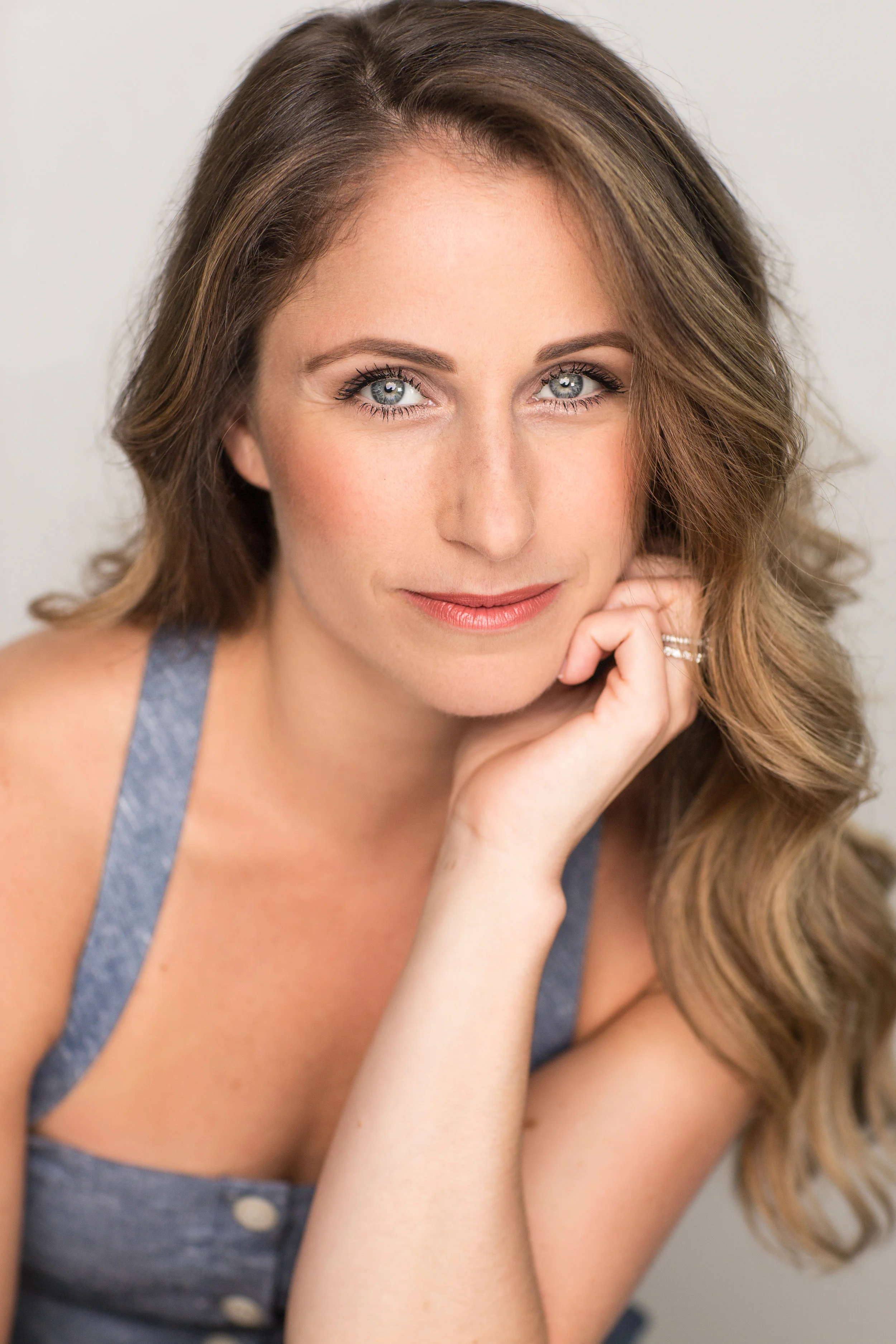 About — ALLISON SCHUSTER