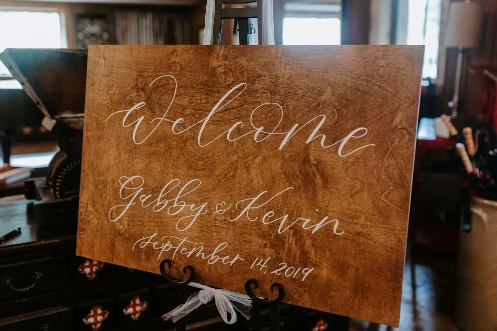 Your Guide to Wedding Signage: Welcome Signs, Bar Signs, Unplugged ...