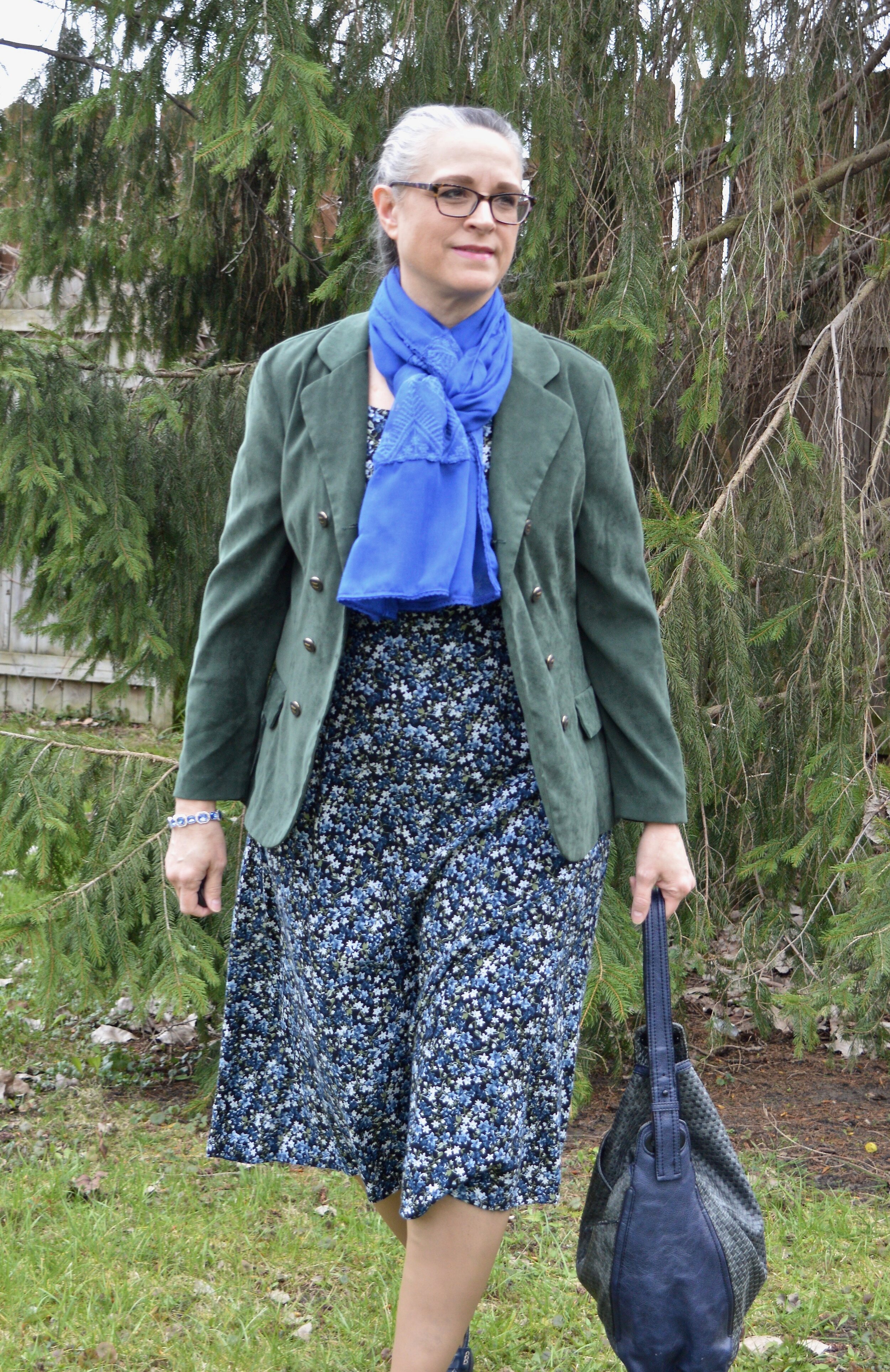 Pantone Spring/Summer - 2020 - Classic Blue, Chive and Navy Blazer ...