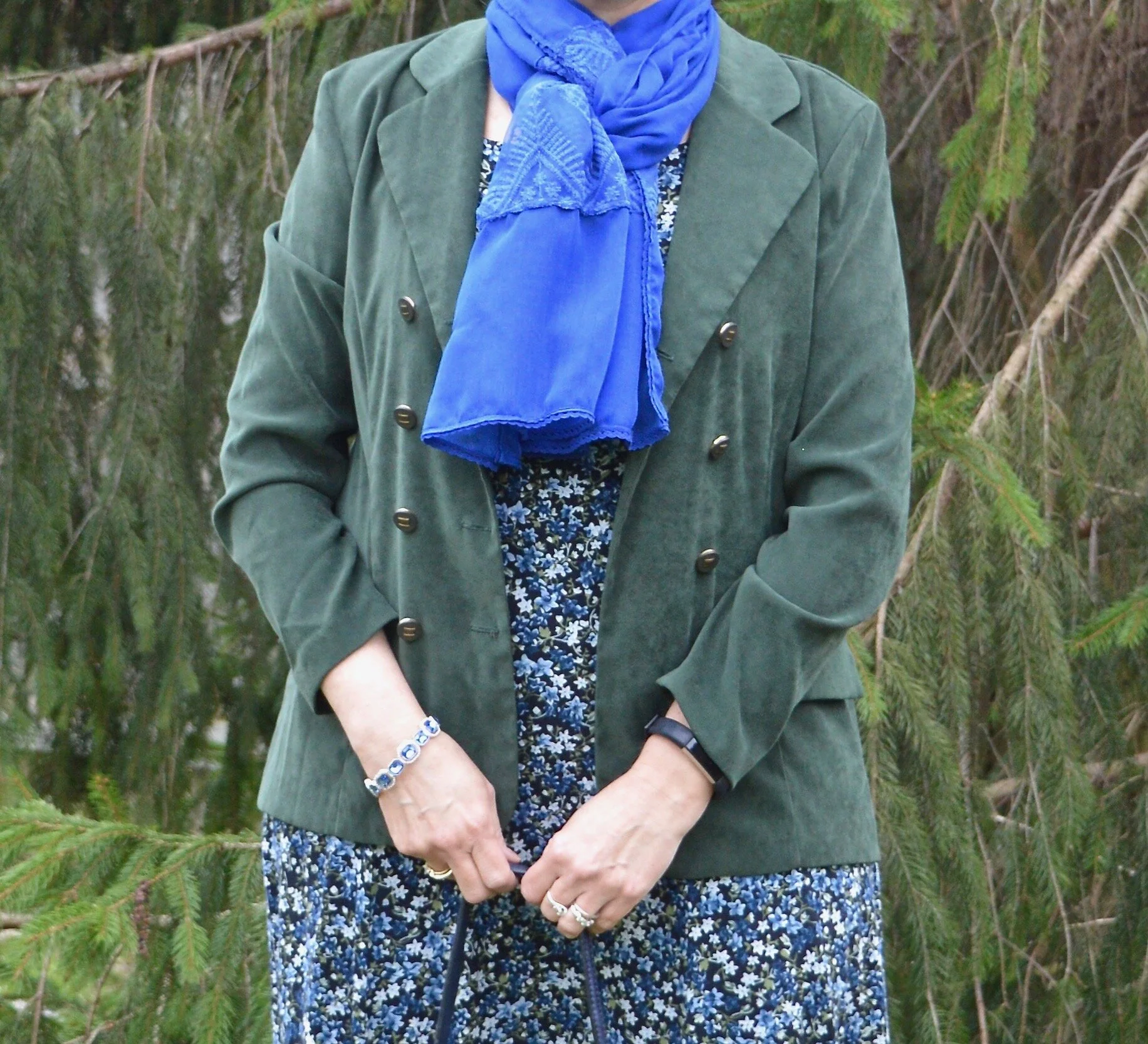 Pantone Spring/Summer - 2020 - Classic Blue, Chive and Navy Blazer ...