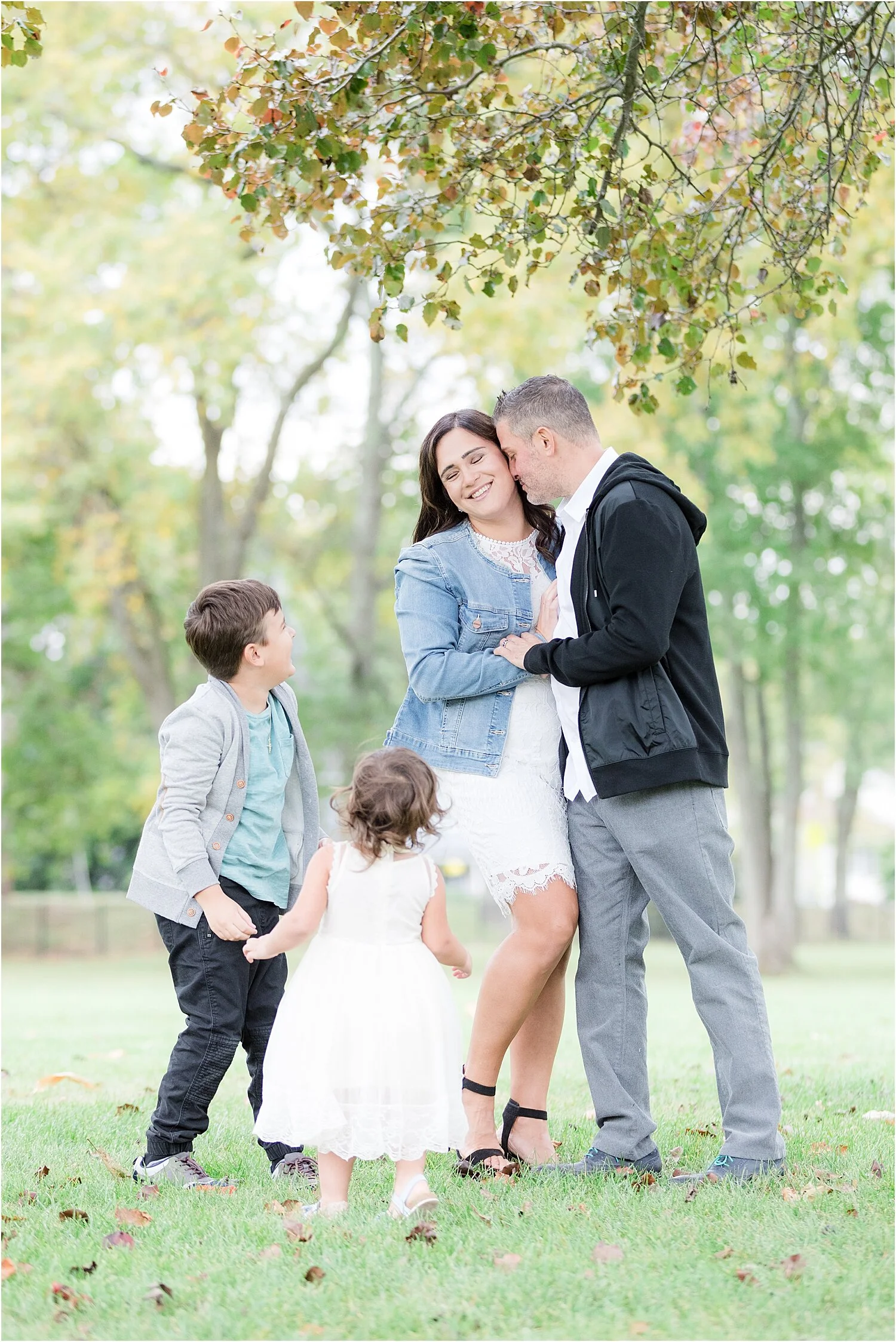 Fall Family Photos at Allaire | NJ Natural Light Photographers | Jac ...