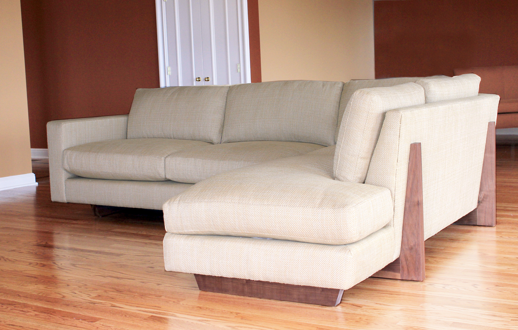 Ashford | Custom Sofas and Sectionals | COUCH SEATTLE
