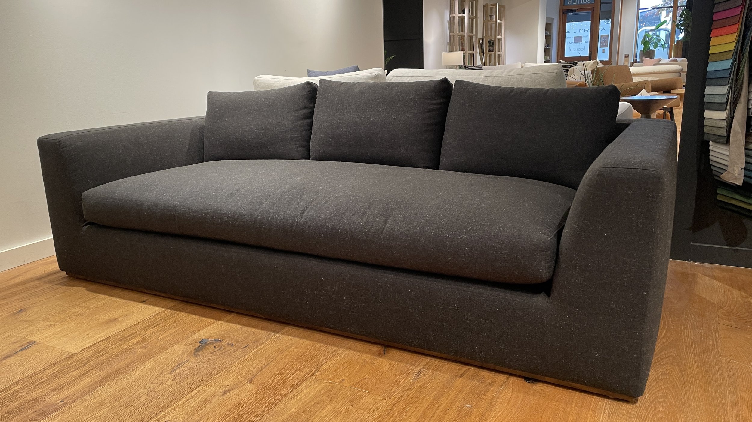 CLEARANCE | Custom Sofas and Sectionals | COUCH SEATTLE